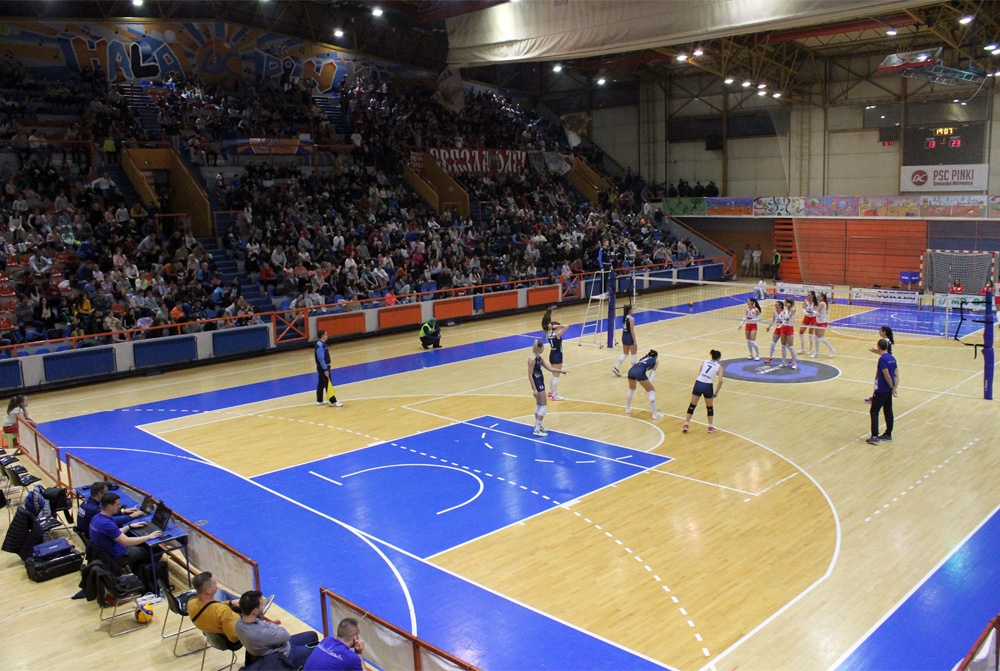 Prepuna Hala Pinki na meču Srem Crvena zvezda - Sirmiuminfo